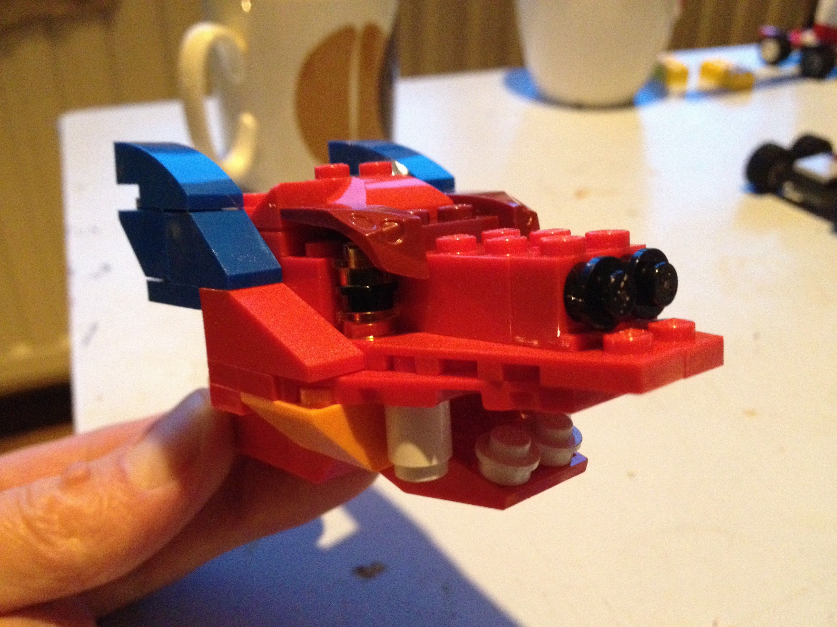 A tree and a dragon head | Frank van der Most