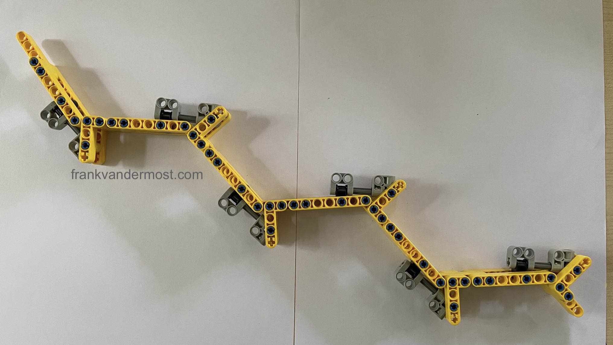 Stabilized ‘snake spine’ | Frank van der Most